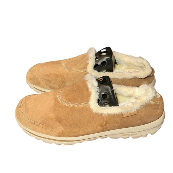 Skechers | Shoes | Skechers Go Walk Toasty 3533 Chestnut Suede Comfort ...